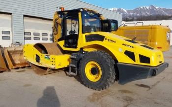 Begagnade Bomag bw219 stampar till salu
