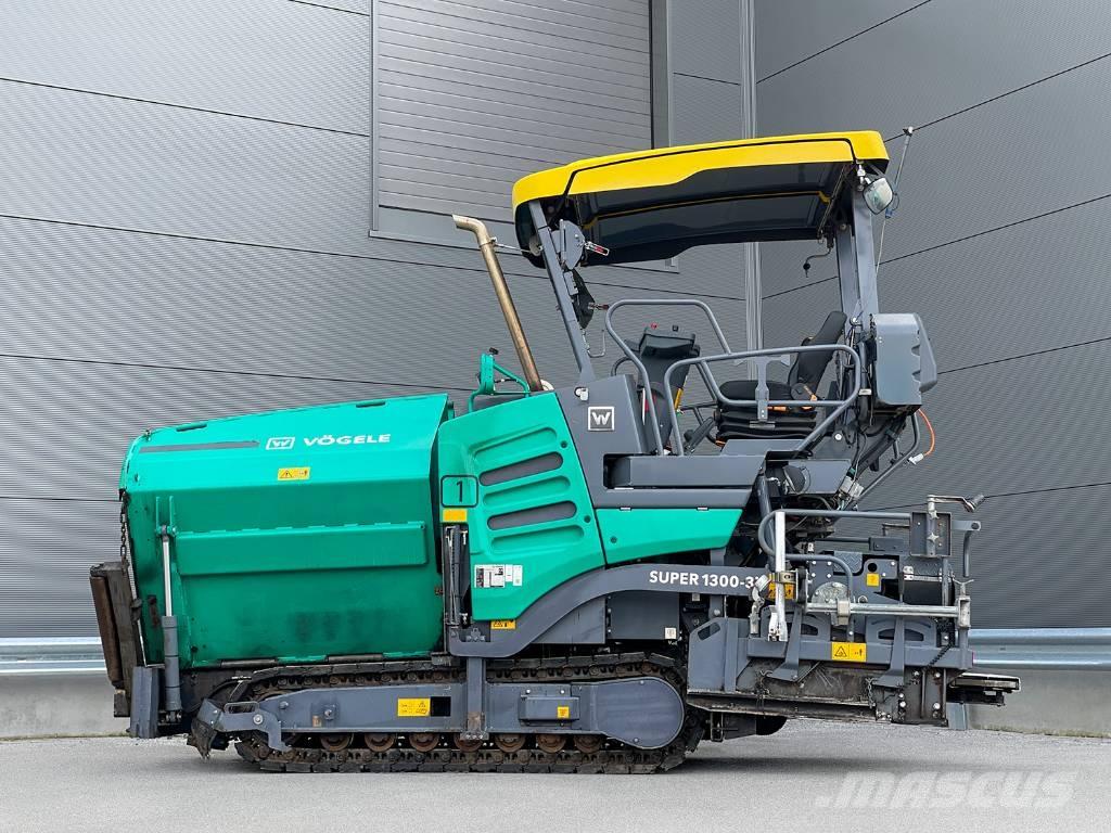 Vögele SUPER 1300-3I, 2019, Haps, Noord-Brabant, Nederländerna ...