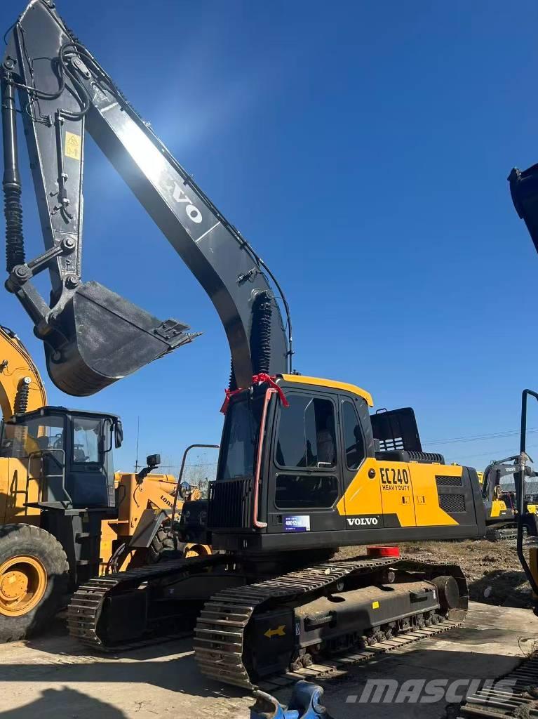 Volvo EC 240 B, 2023, China - Begagnade bandgrävare