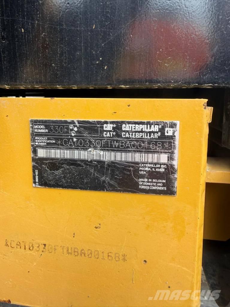 Cat 330FL, 2016, Kungsängen, Sverige - Begagnade bandgrävare