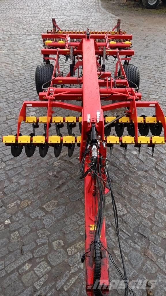 Väderstad TopDown 300, 2016, 83-031 Różyny. POLAND - PL, Polen - Begagnade kultivatorer