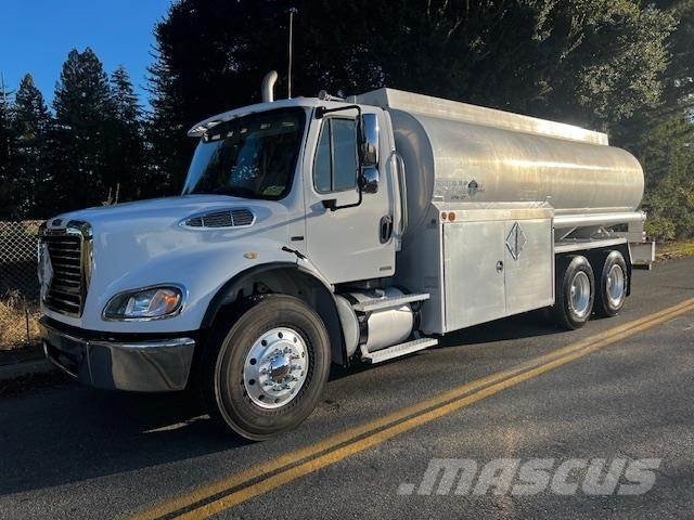 Freightliner M2 112, 2009, Healdsburg, California, United States ...